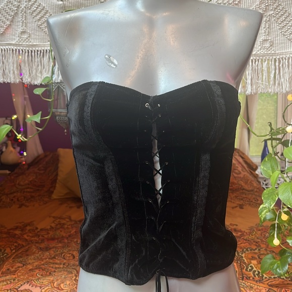 Vintage | Tops | Vintage Y2k Goth Grunge Black Velvet Lace Up Front ...